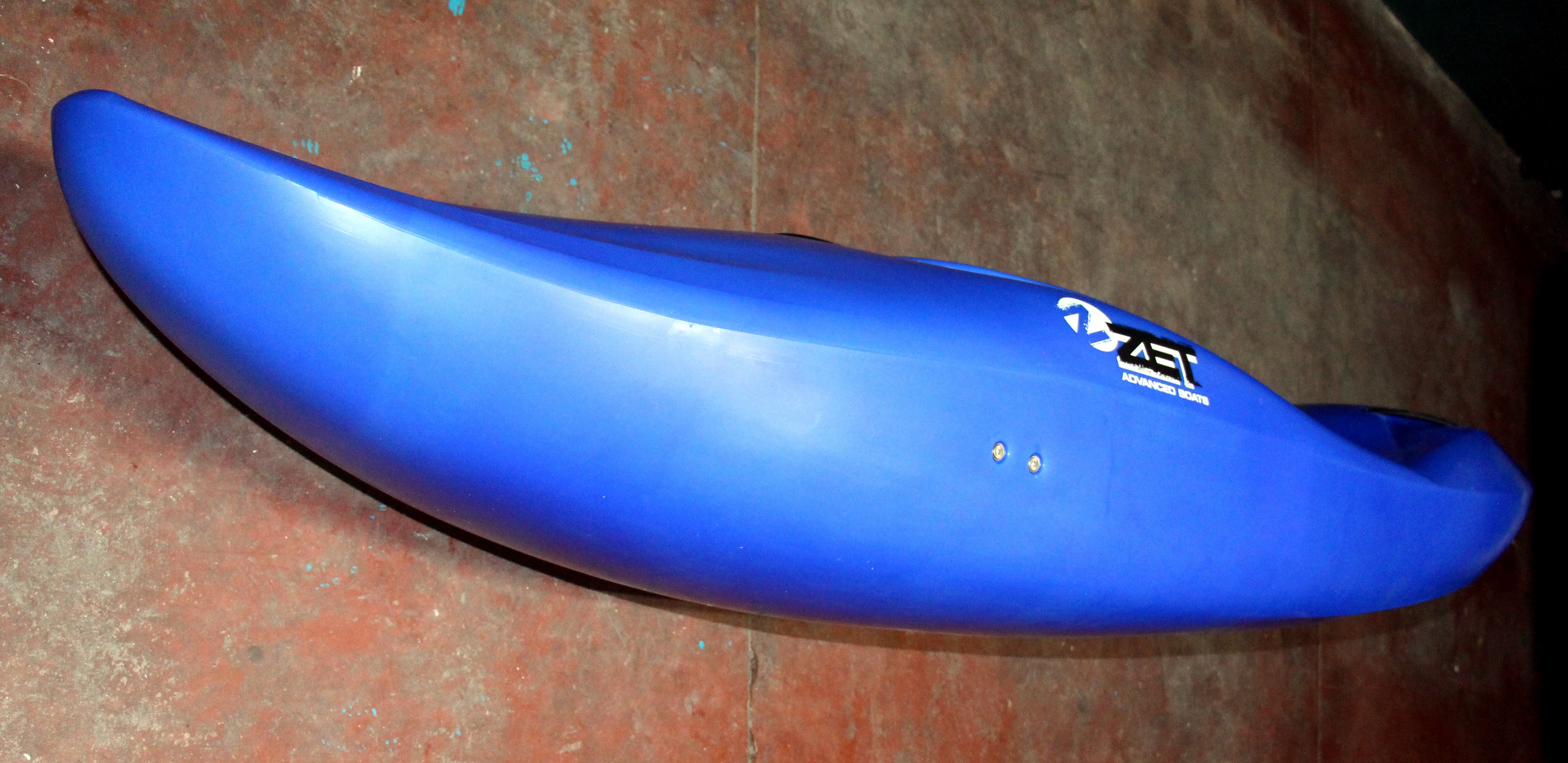 Analizamos el nuevo modelo de ZET KAYAKS, la TORO. – alcorceblog