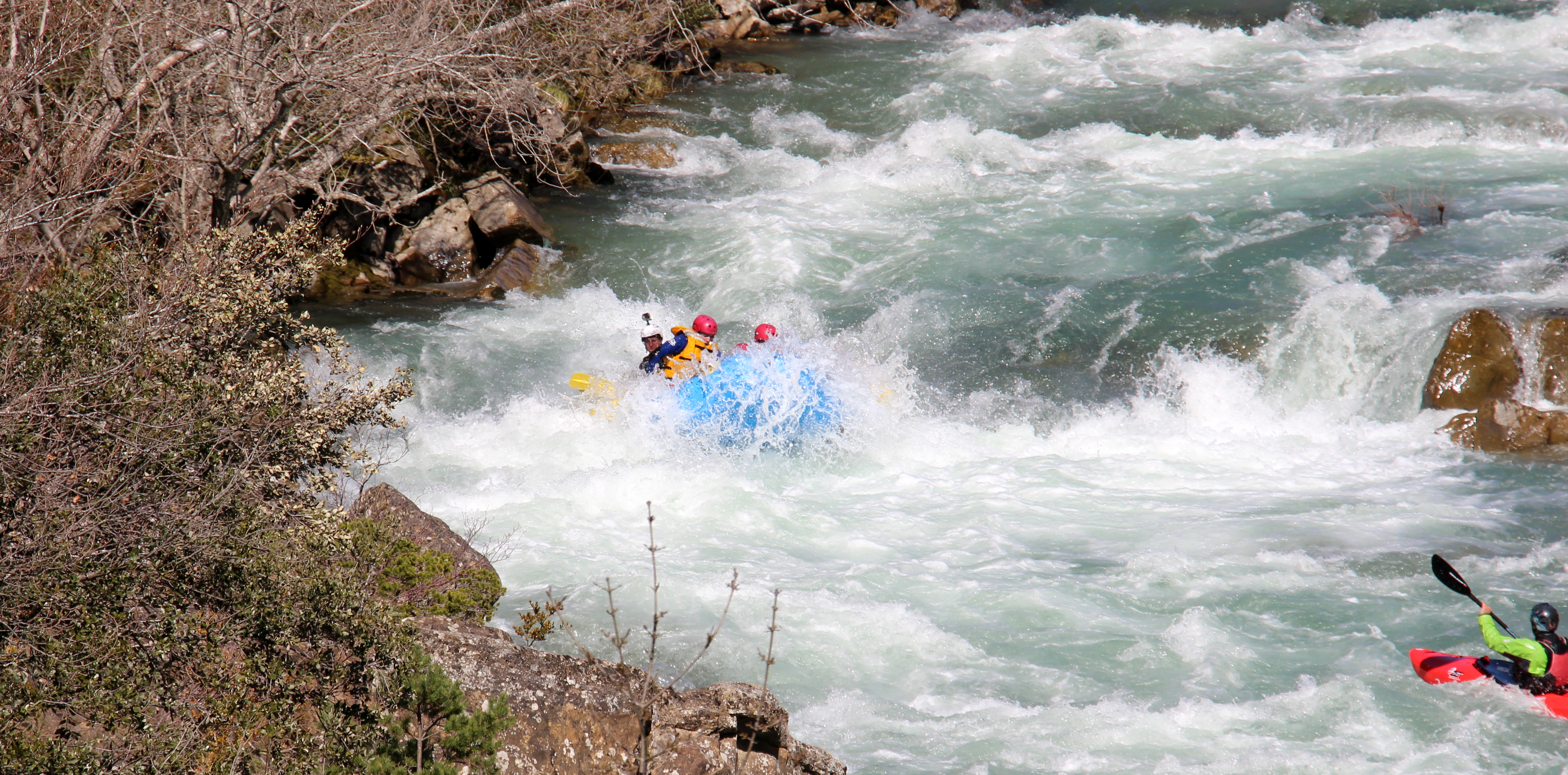 RAFTING FULL DAY RÍO ESCA – alcorceblog